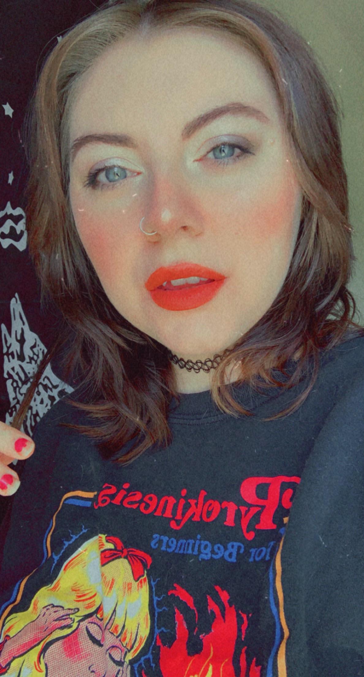 Lipstick, lipgloss, bare lips. I think mine are cute 🥺 | Scrolller