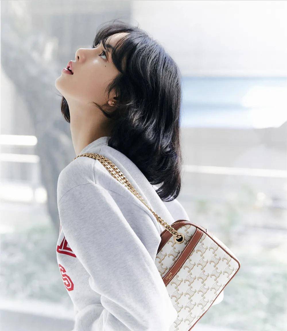 Lisa x CELINE | Scrolller