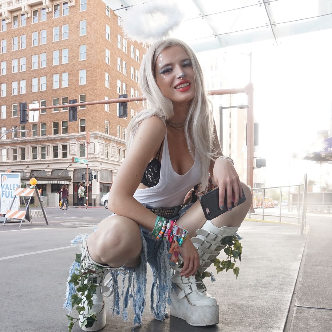 Little Angel..... | Scrolller