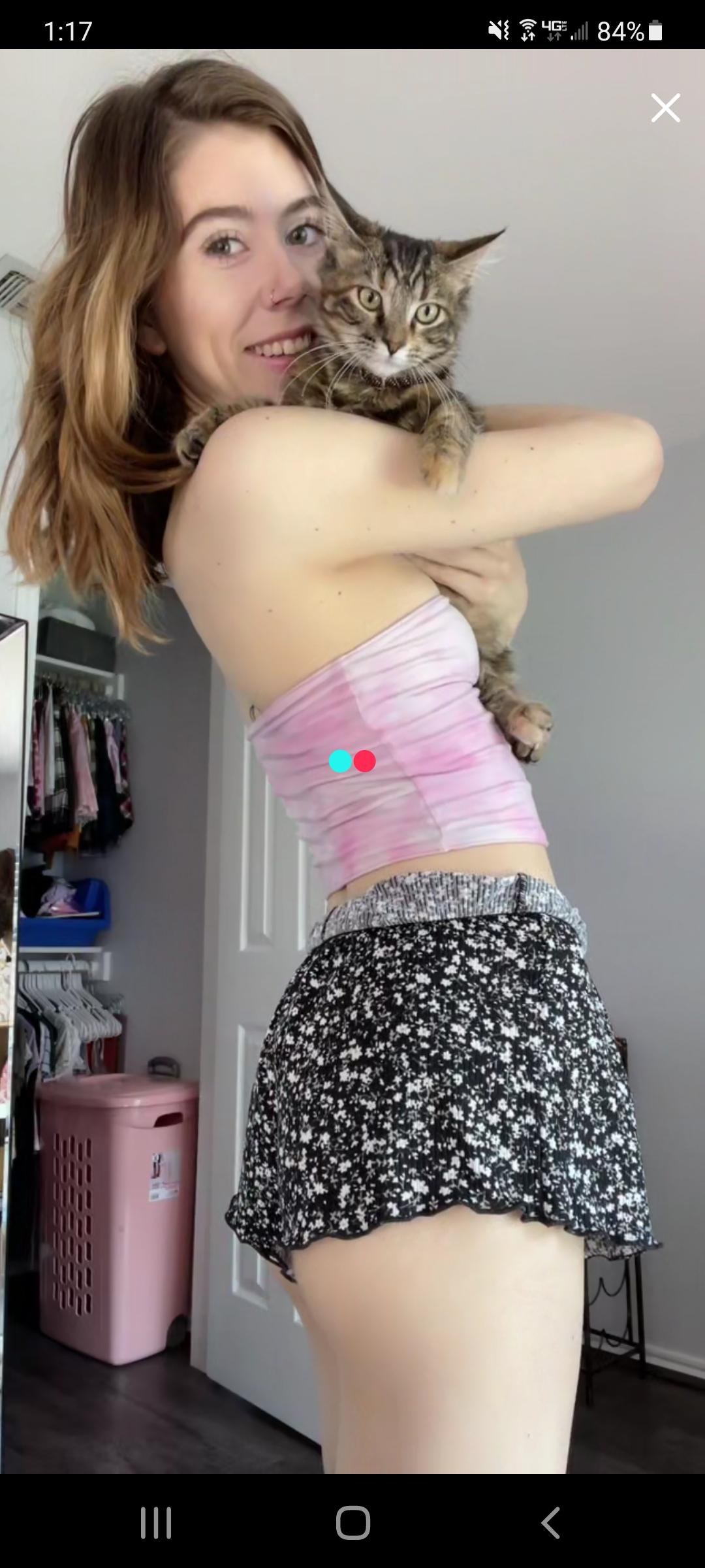 Live now @cloconutlove12 | Scrolller