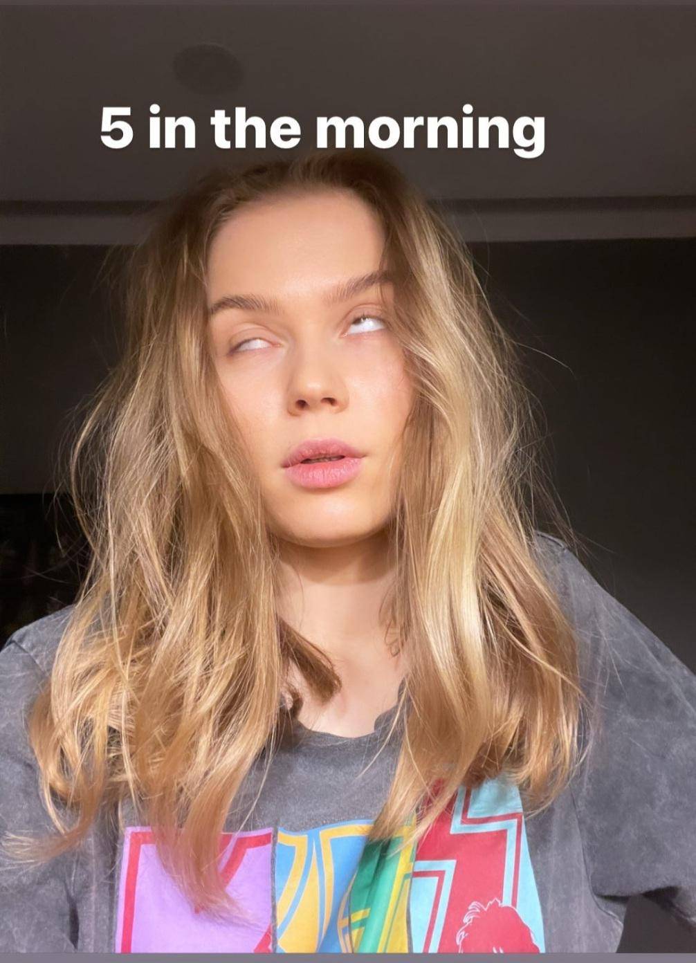 Lizi asmr | Scrolller