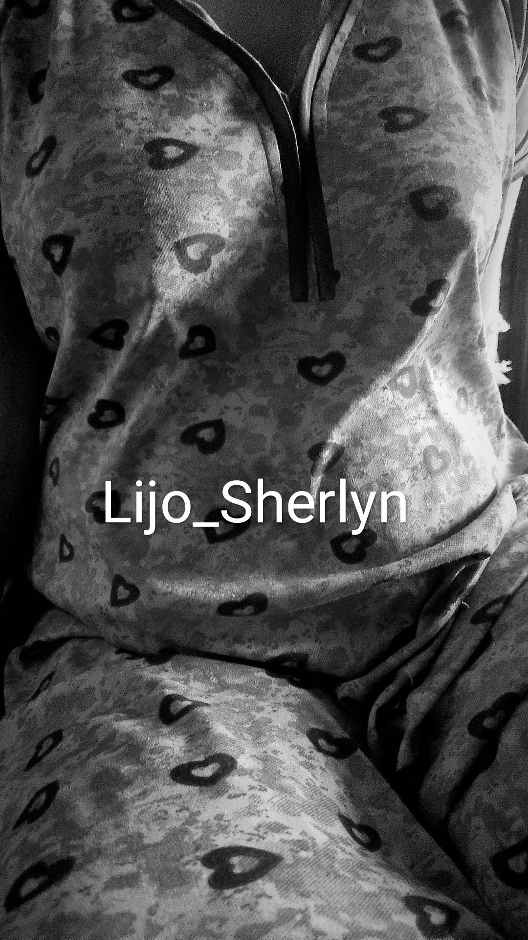 Lockdown on & bra gone 😍 Share yours braless pic | Scrolller