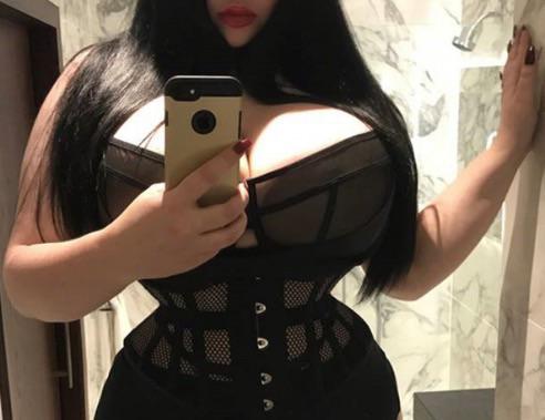 Contrast in color and curve (F30+) | Scrolller