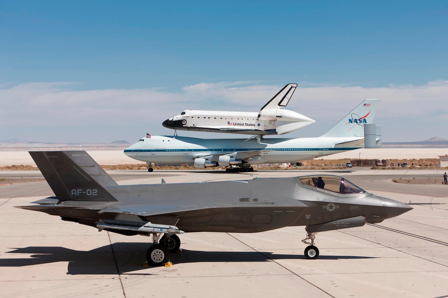 Lockheed Martin F35, 747 and the space shuttle Endeavour [1824x1216] | Scrolller