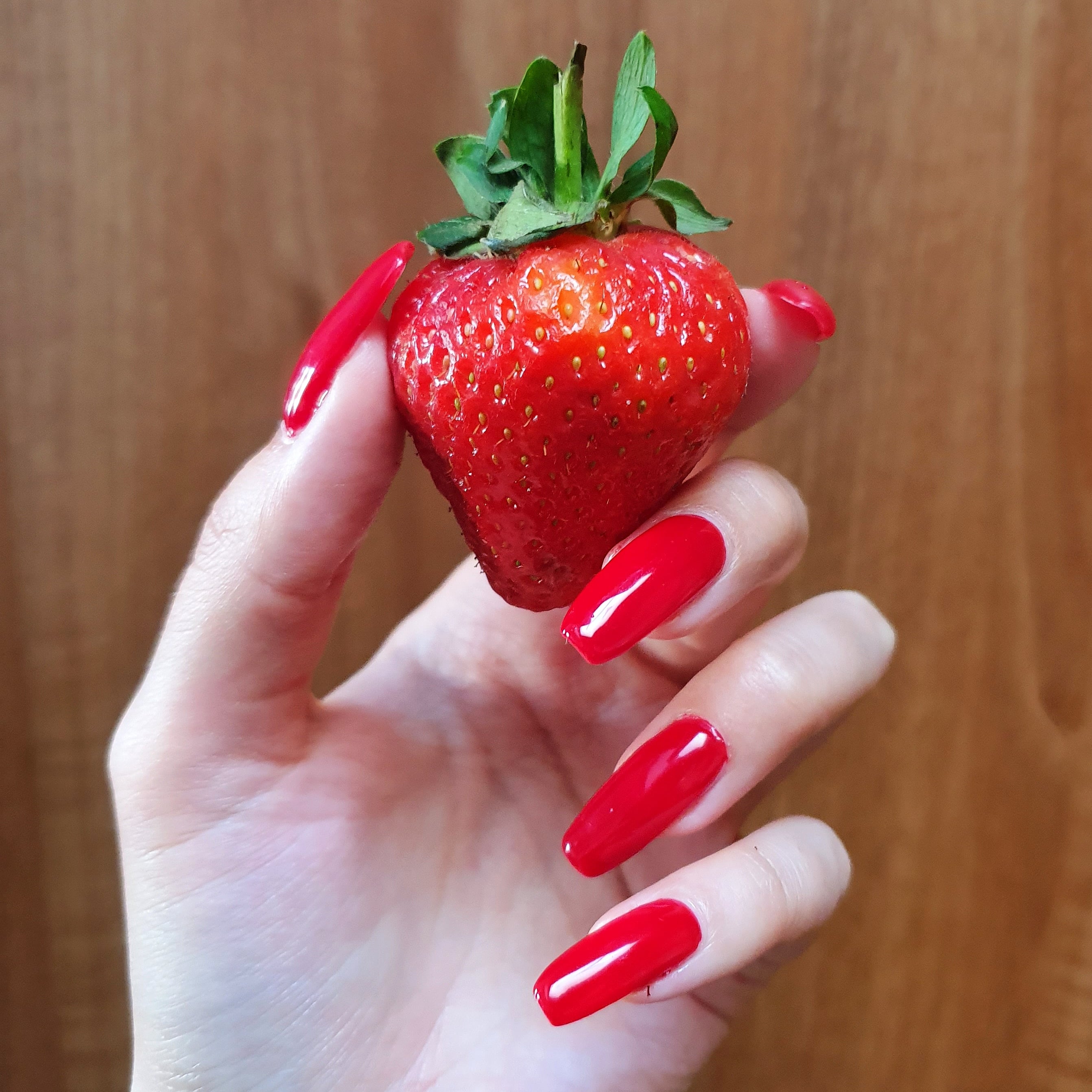 Long natural nails 😍 | Scrolller