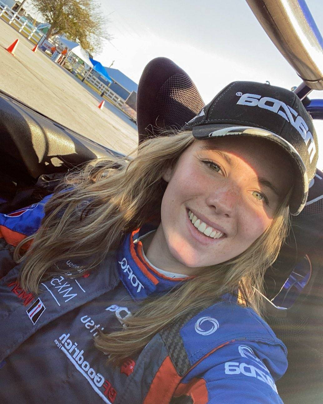 Loni Unser - American Racing Driver | Scrolller