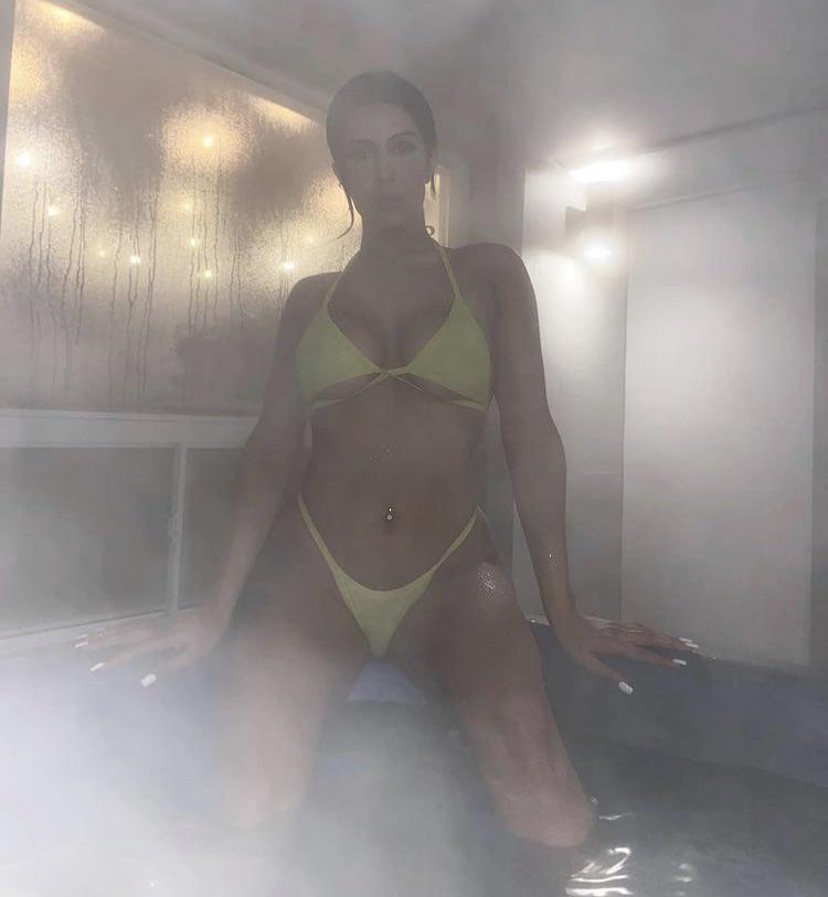 Look closer | Scrolller