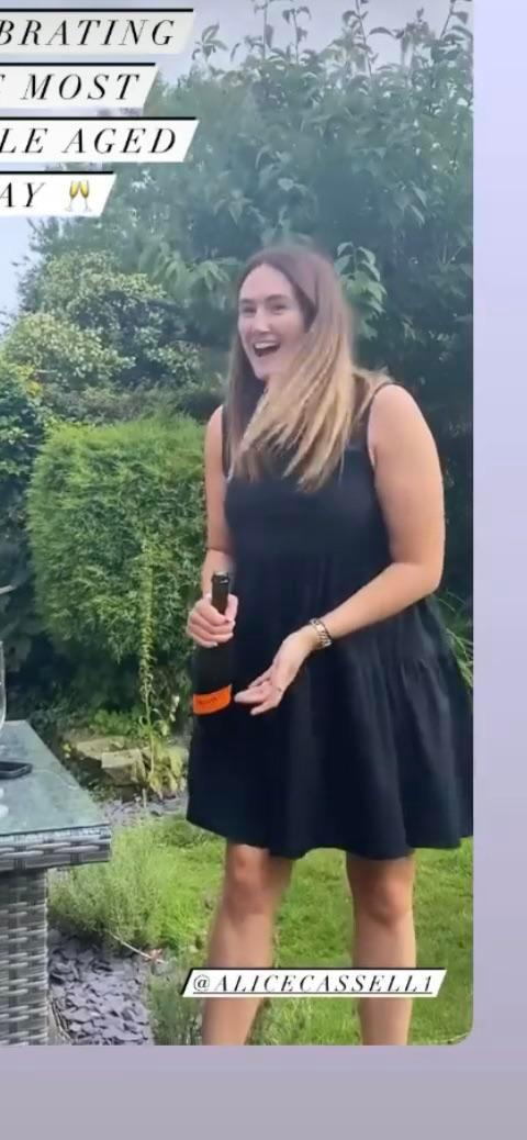 Looking classy | Scrolller