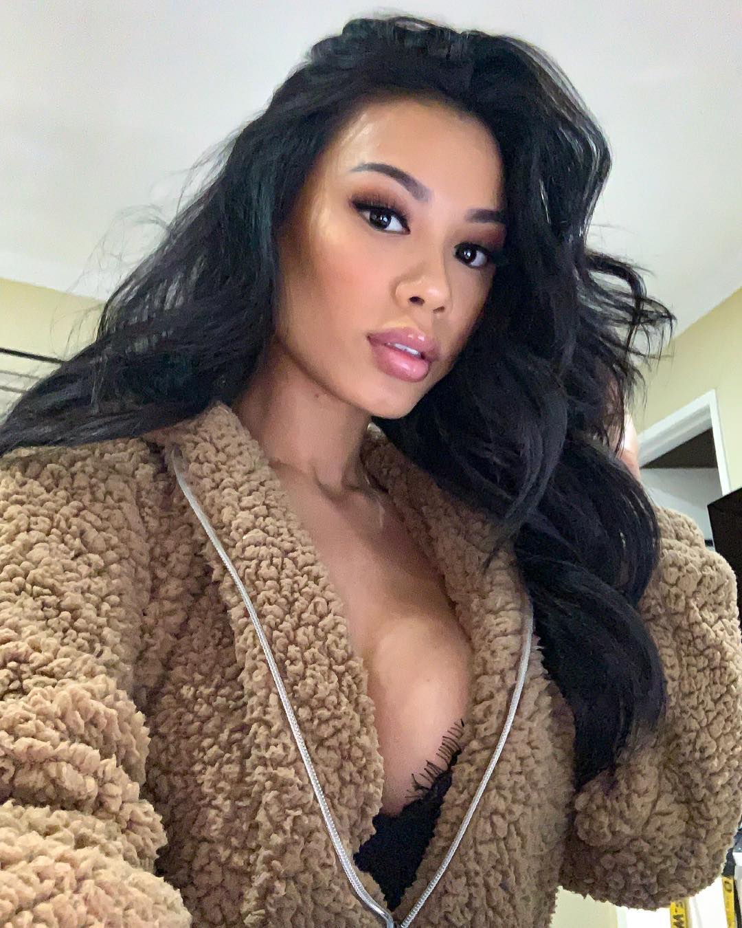 Looking Fine | Scrolller