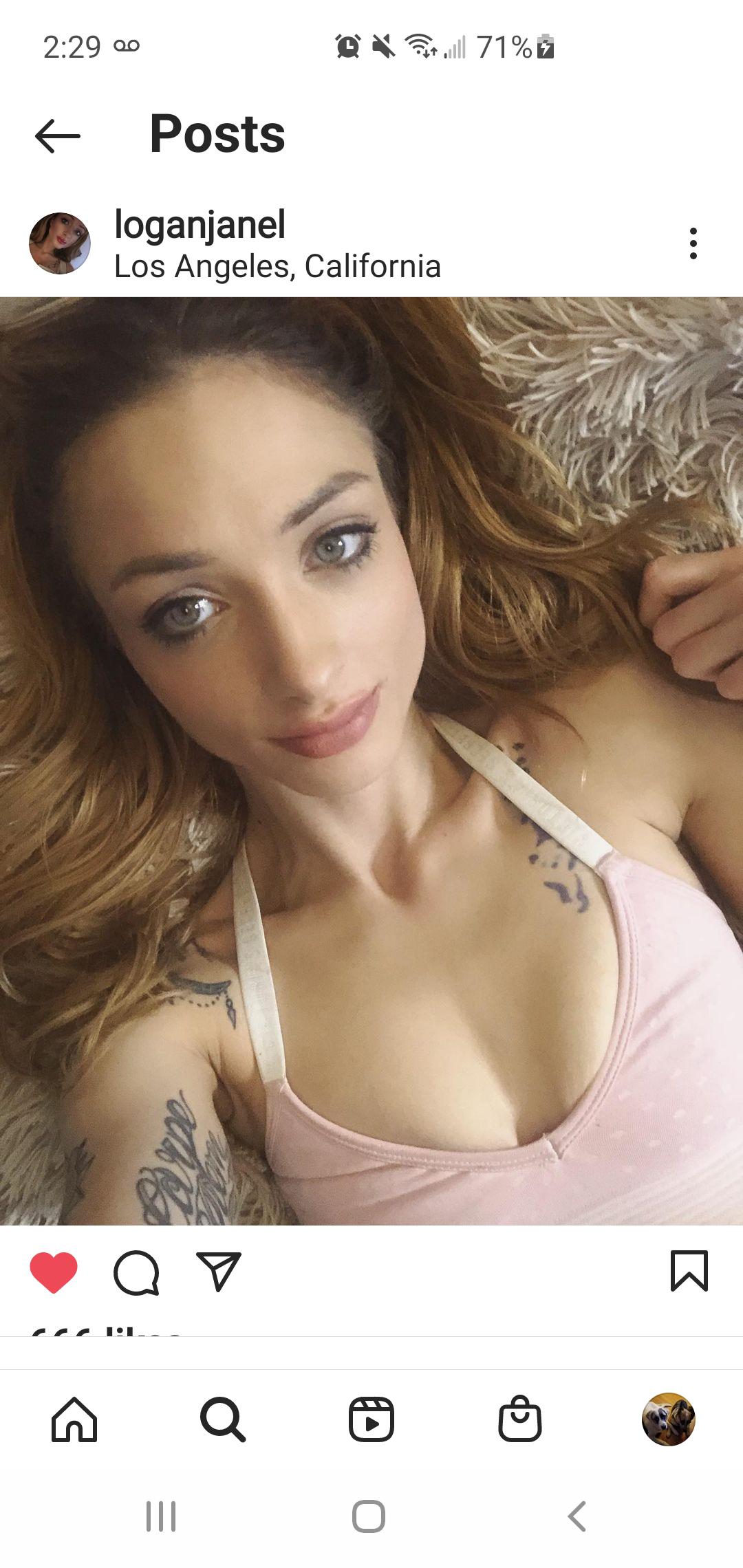 Looking for her private streams | Scrolller