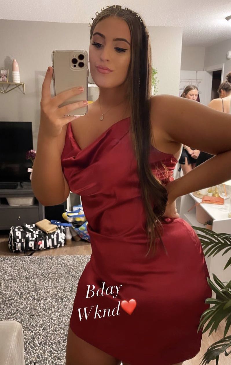 Looks to be sucking in now | Scrolller