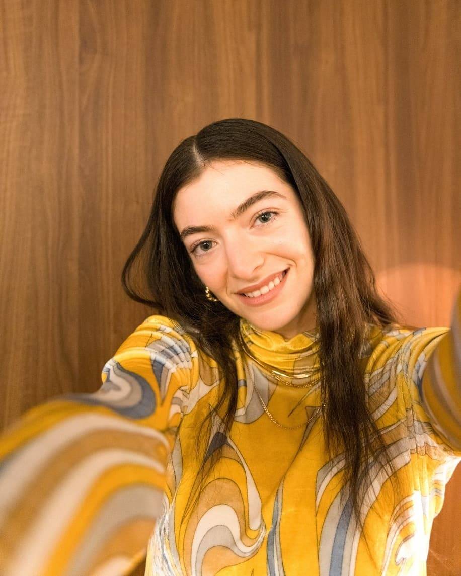 Lorde | Scrolller