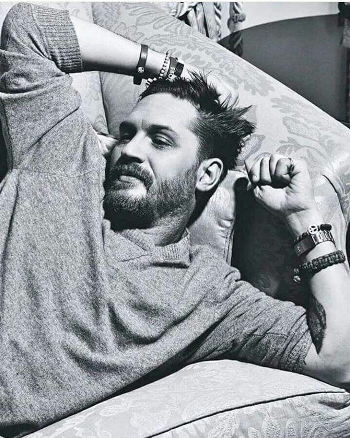 Loungin' | Scrolller