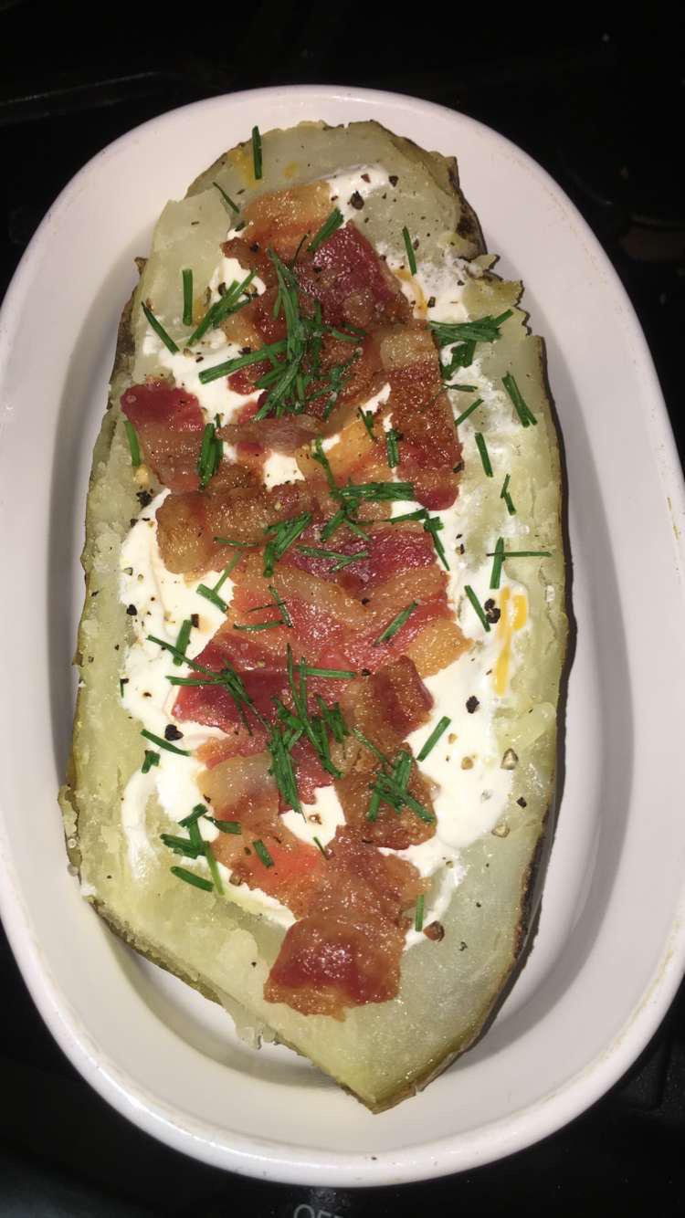 Love a good loaded baked potato | Scrolller