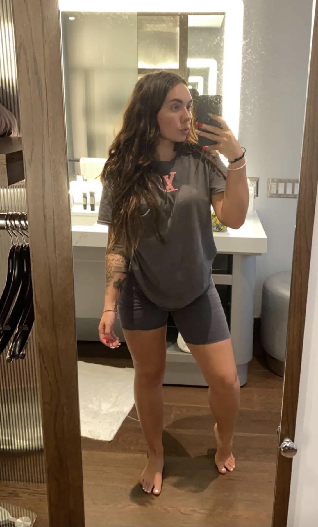Love Her Feet Scrolller