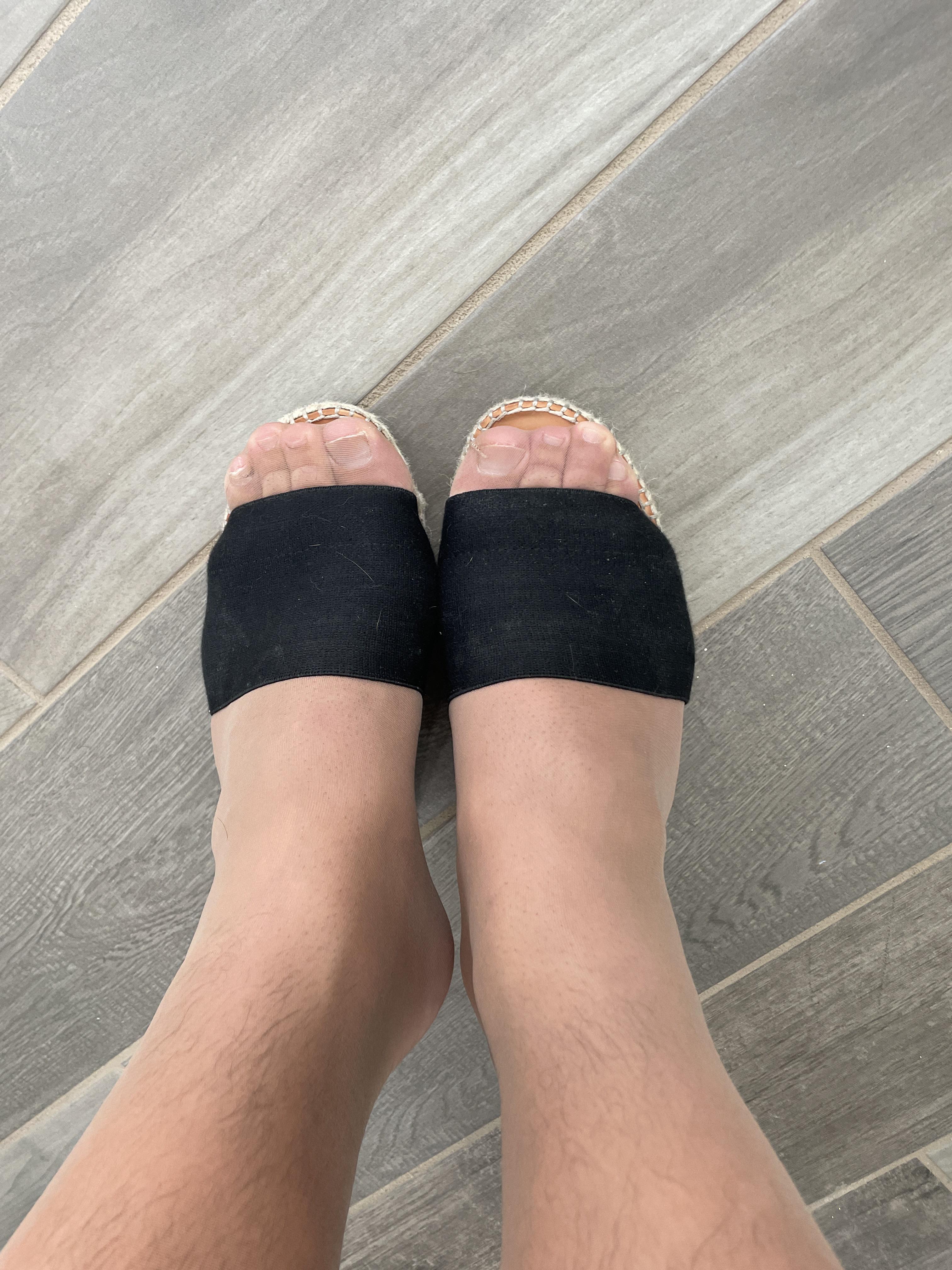 Love My Feet In Stockings Scrolller