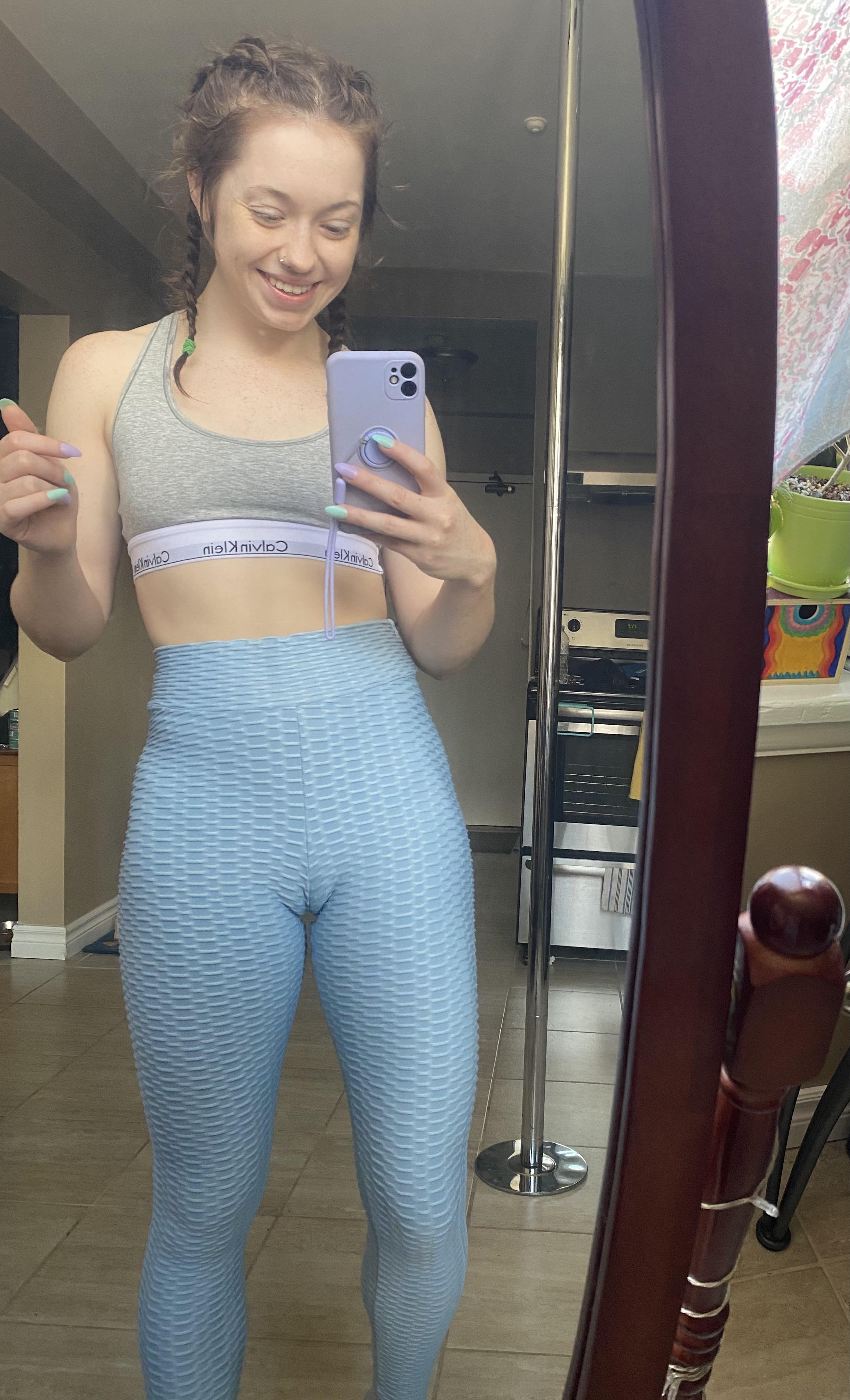 Fixed my pants and still had a camy 🤪 | Scrolller