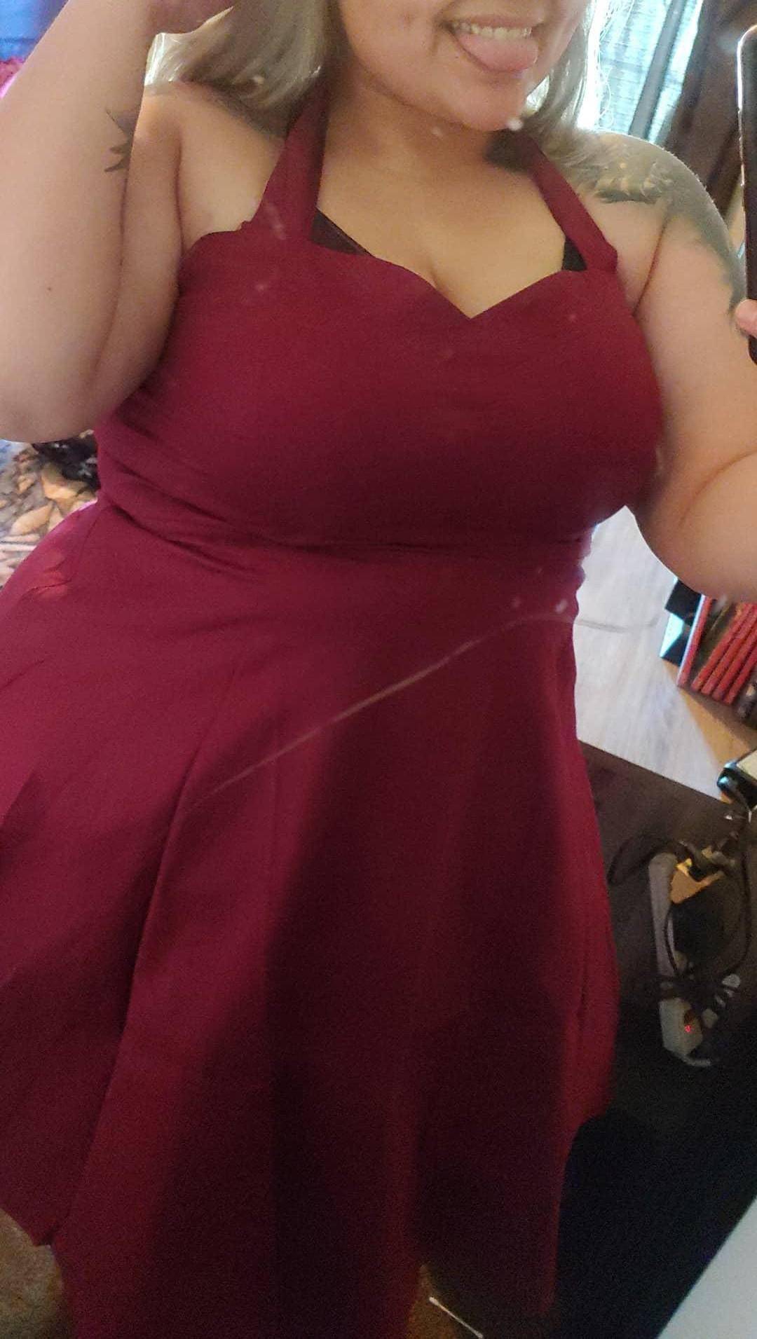 Love Showing Her Off Scrolller