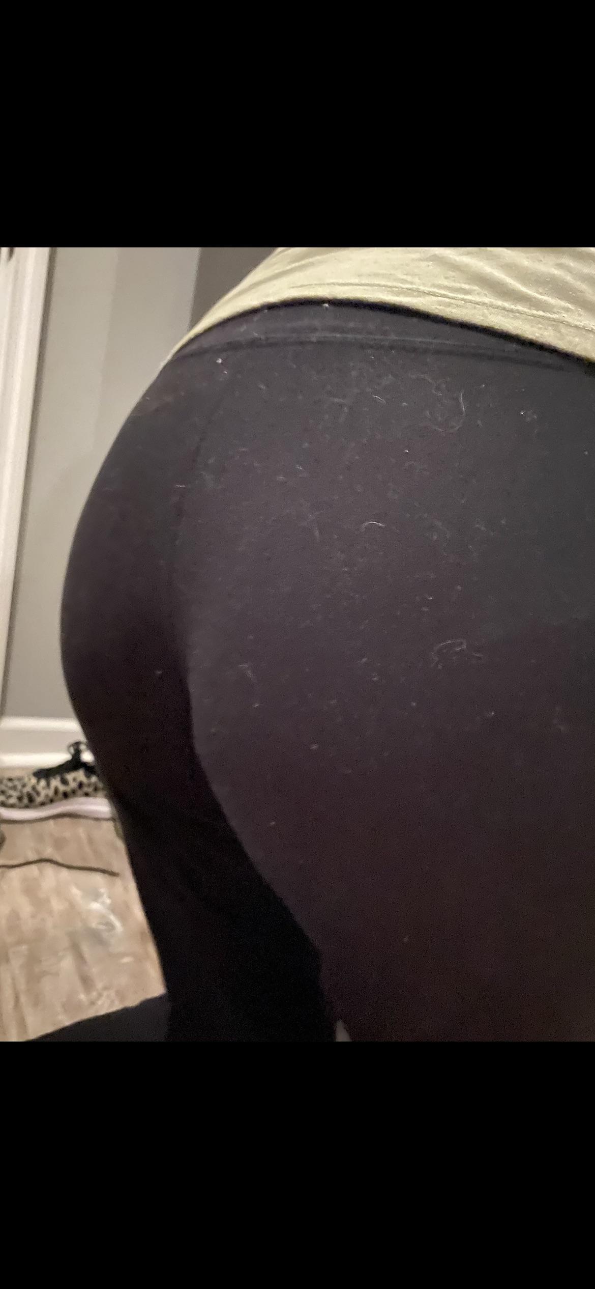 Love sneaking pics of the wife | Scrolller