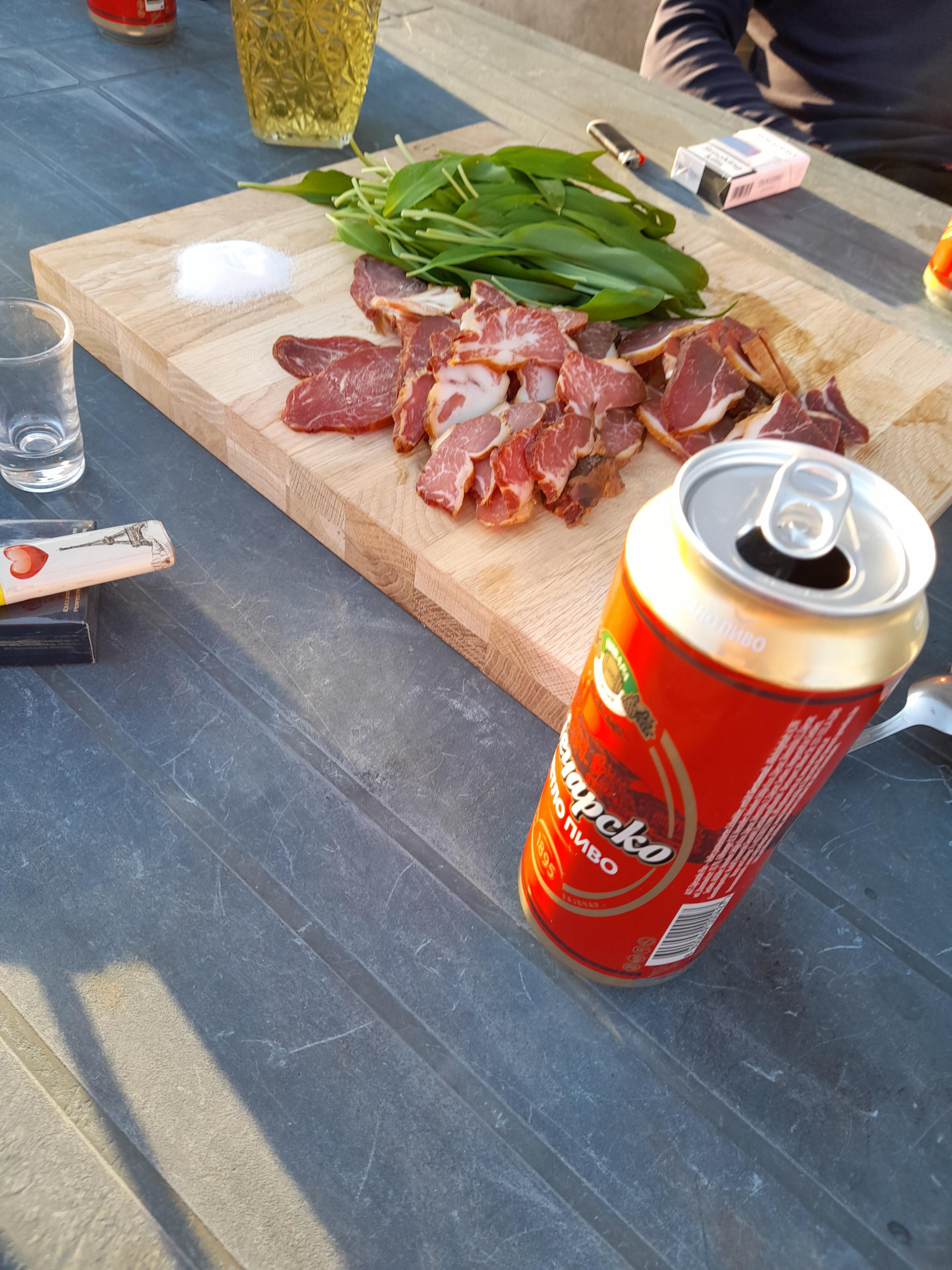 Love thy neighbor because he might invite you to some beer | Scrolller