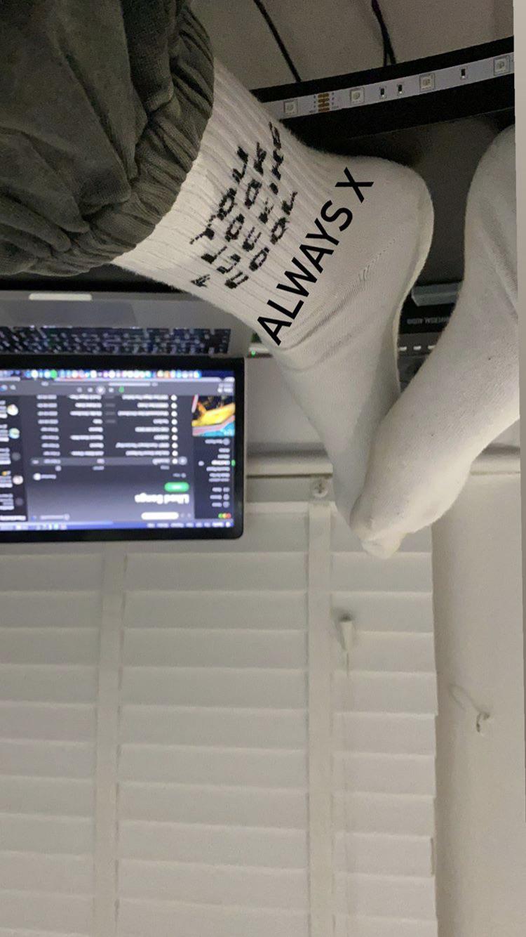 Love to smell them socks 😍😍 | Scrolller