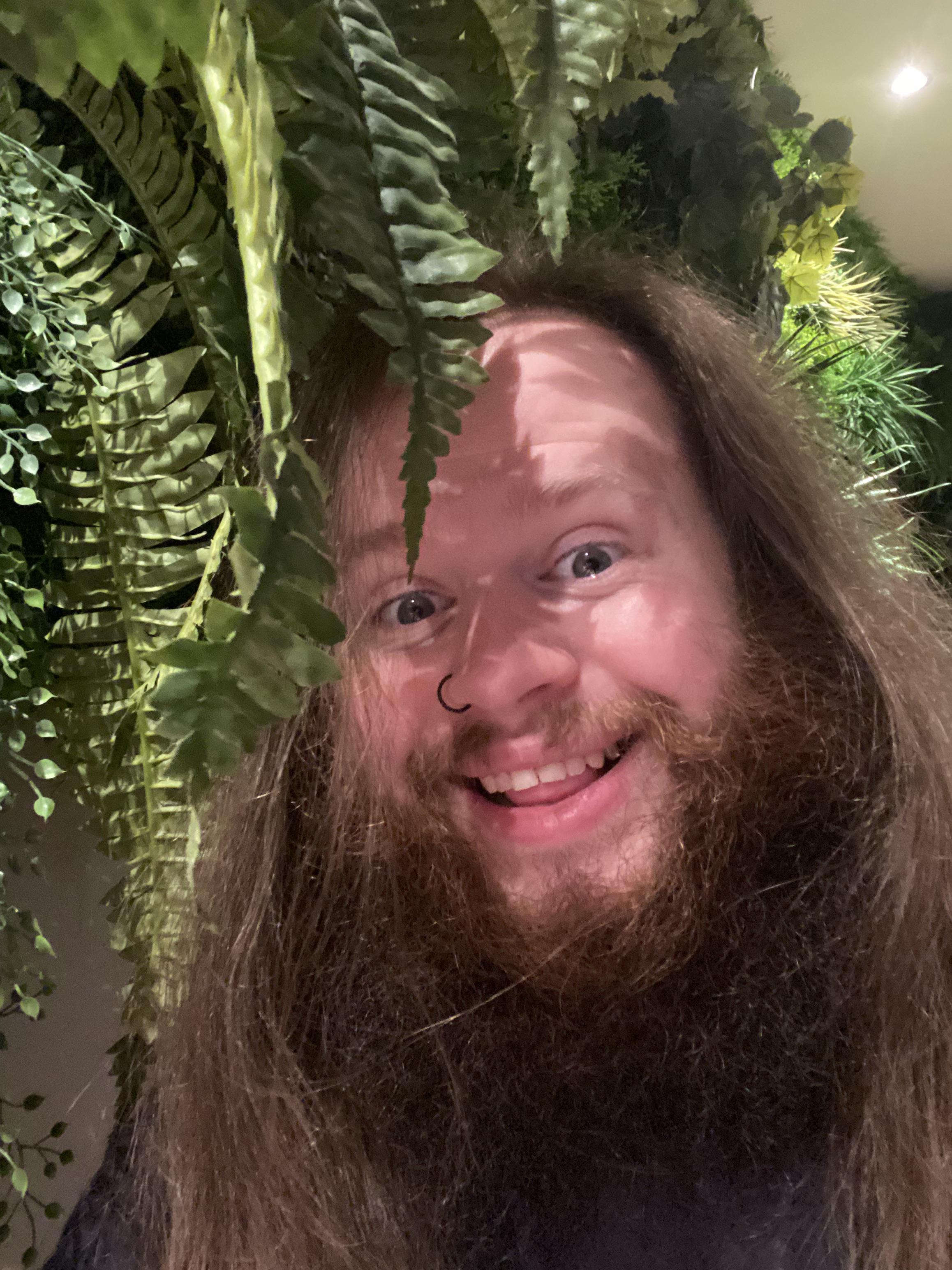 Lovely lunch time in the rainforest restaurant [M28] | Scrolller