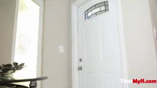 lovely rose monroe | Scrolller