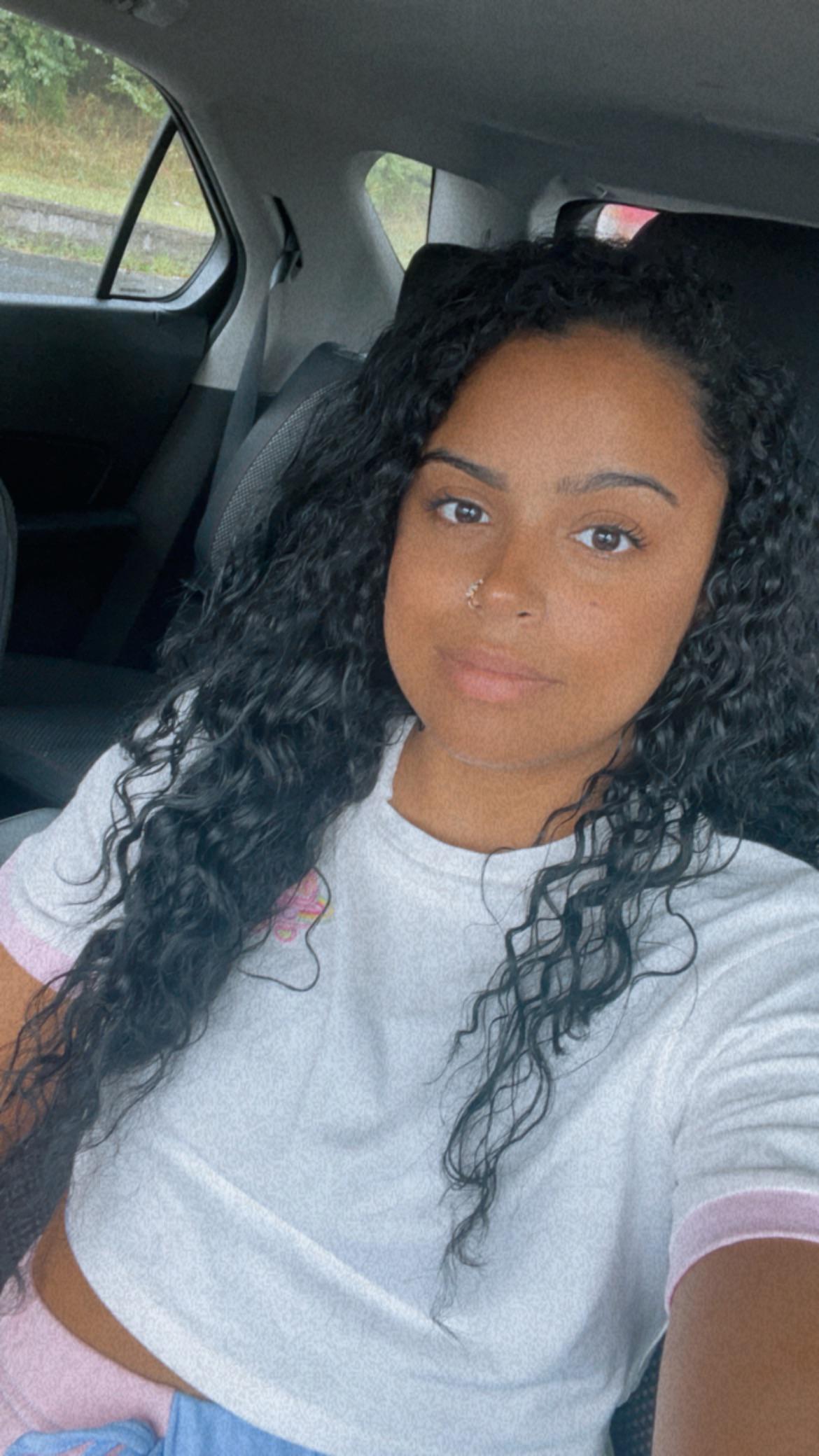 Loving how my hair looks today 😊 how’s your morning going so far ? (Over 18) | Scrolller