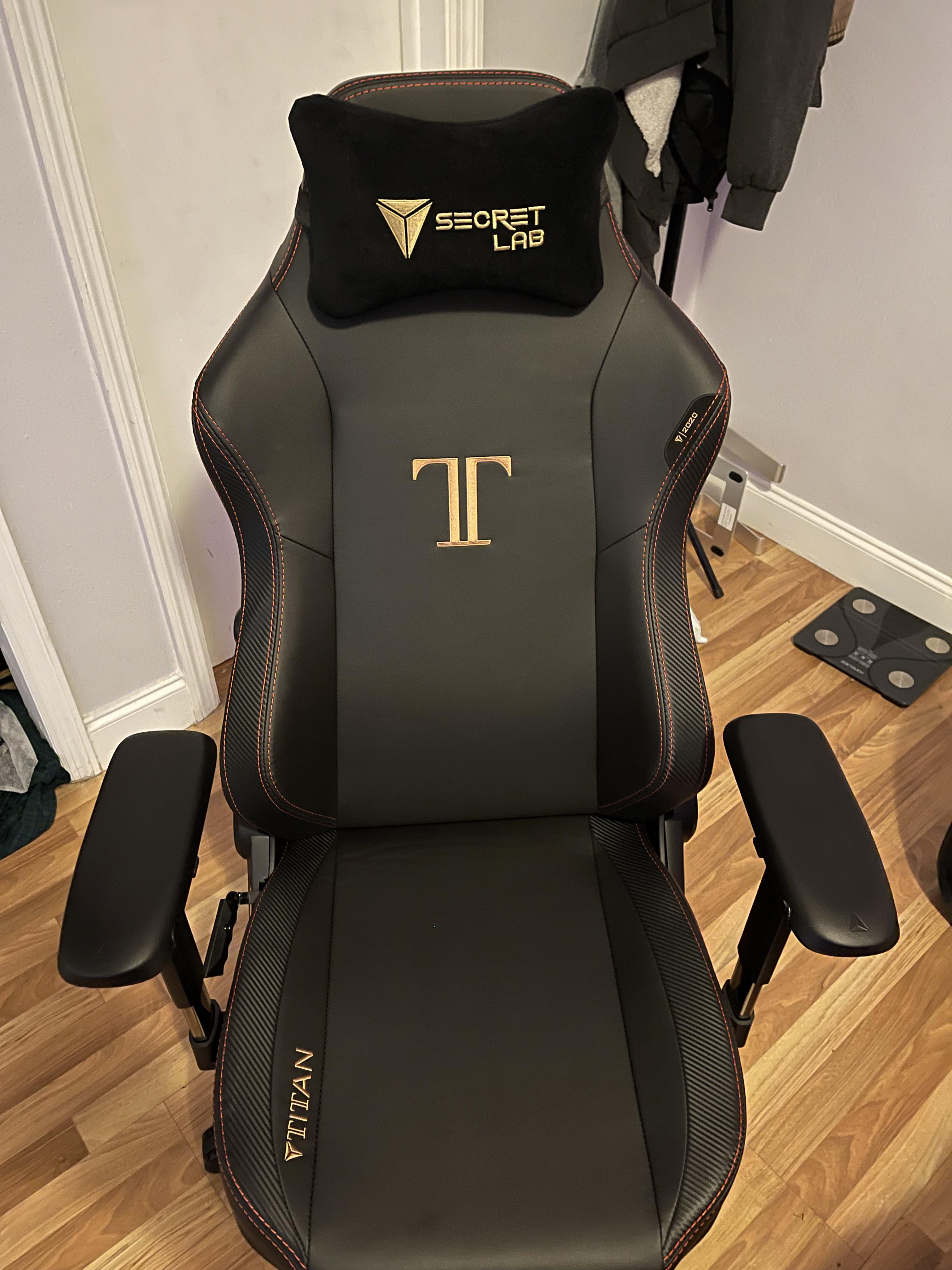 Loving my new #secretlab gaming chair! | Scrolller