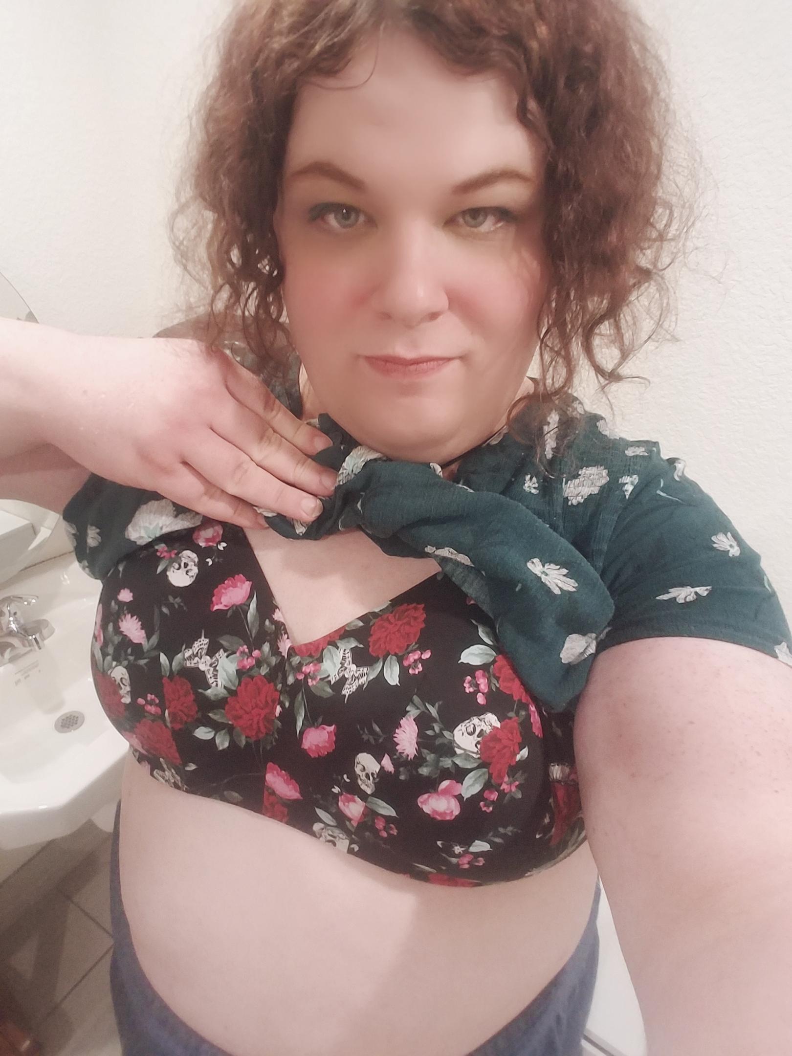 Loving this new bra [32F] | Scrolller