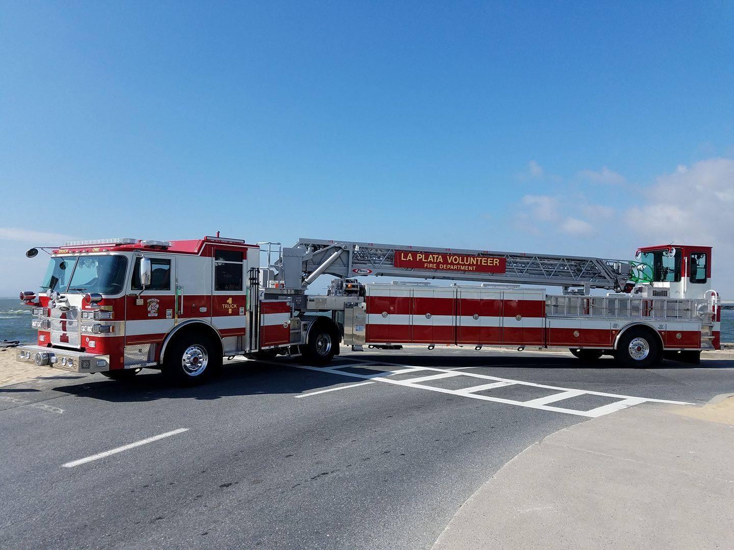 LP1FD-Truck 1 | Scrolller