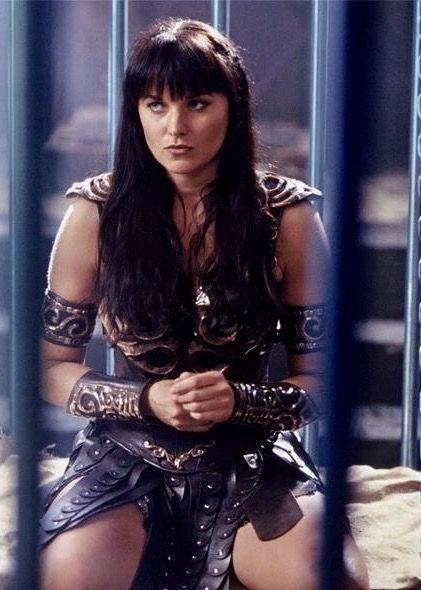 Lucy Lawless | Scrolller