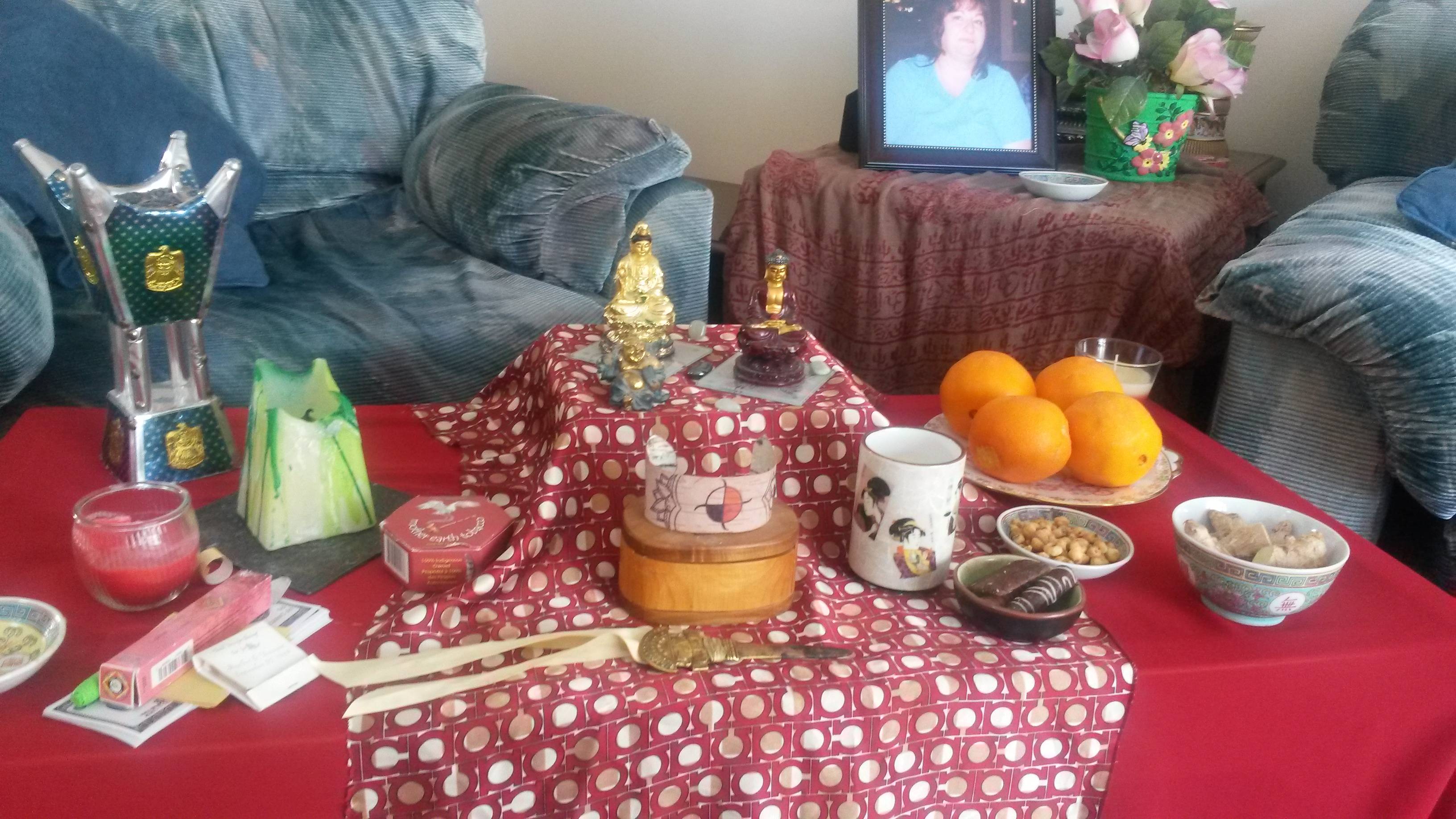 Lunar New Year altar :) | Scrolller