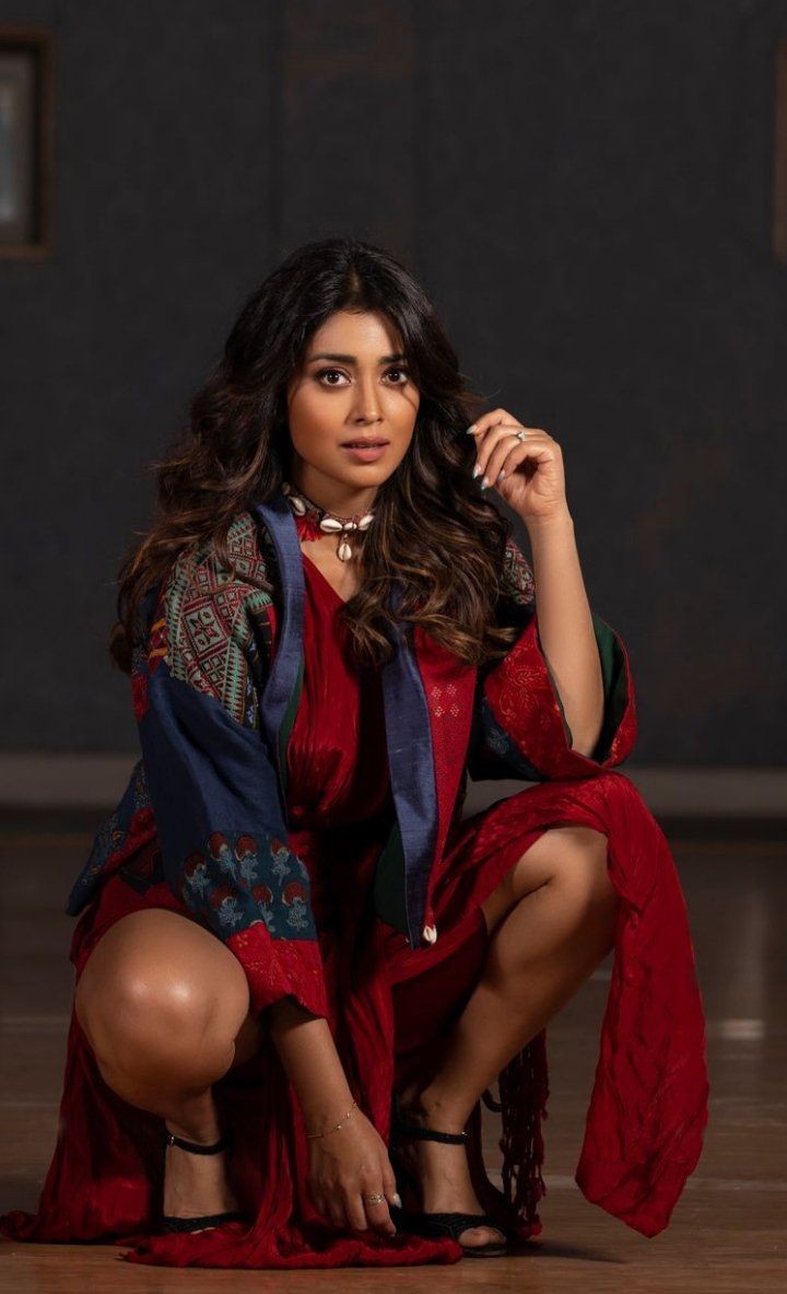 Lusty Shriya Saran Taking Position For Blowjob🥵💦 | Scrolller