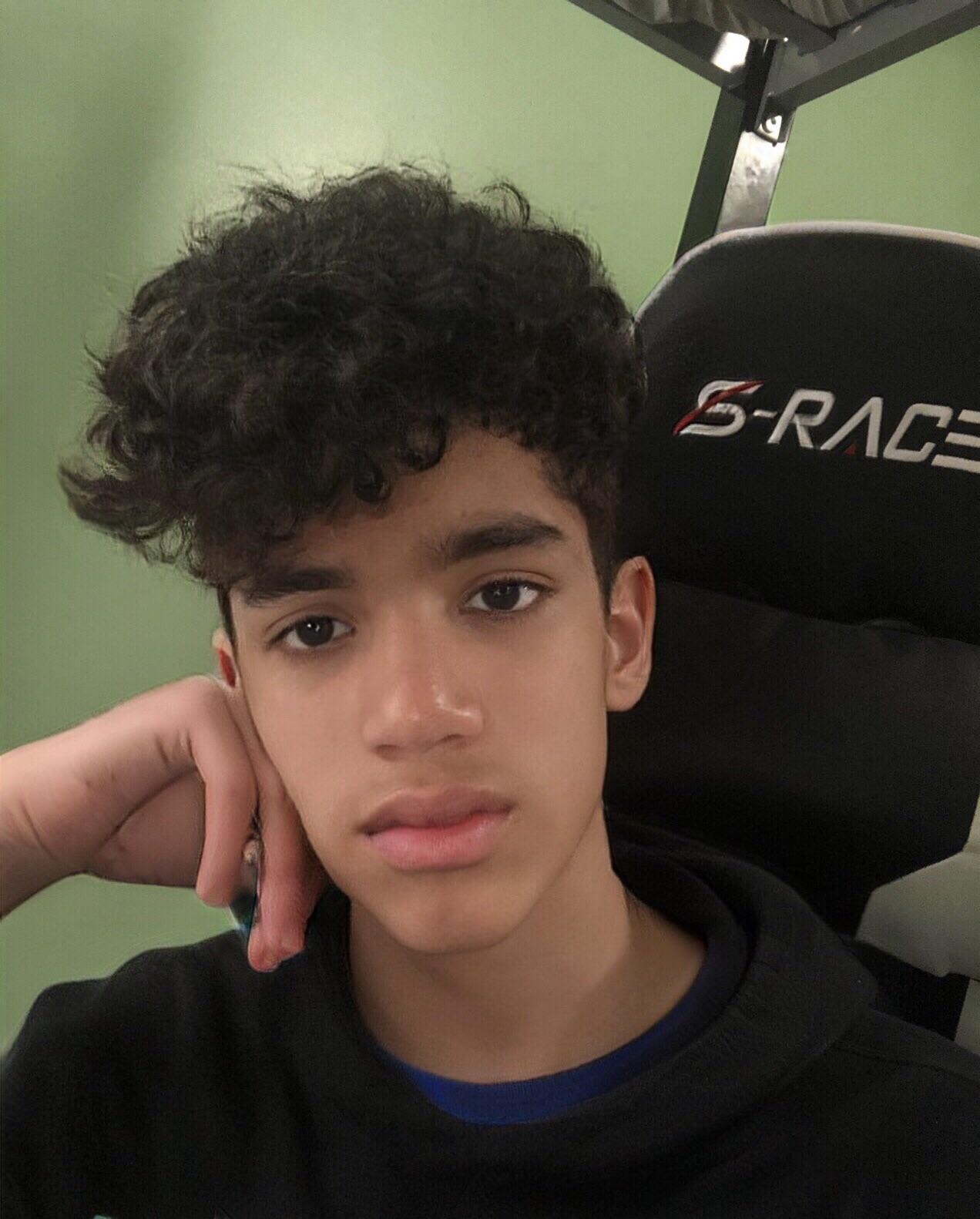 [M14] I just got a new hairstyle, how does it look | Scrolller