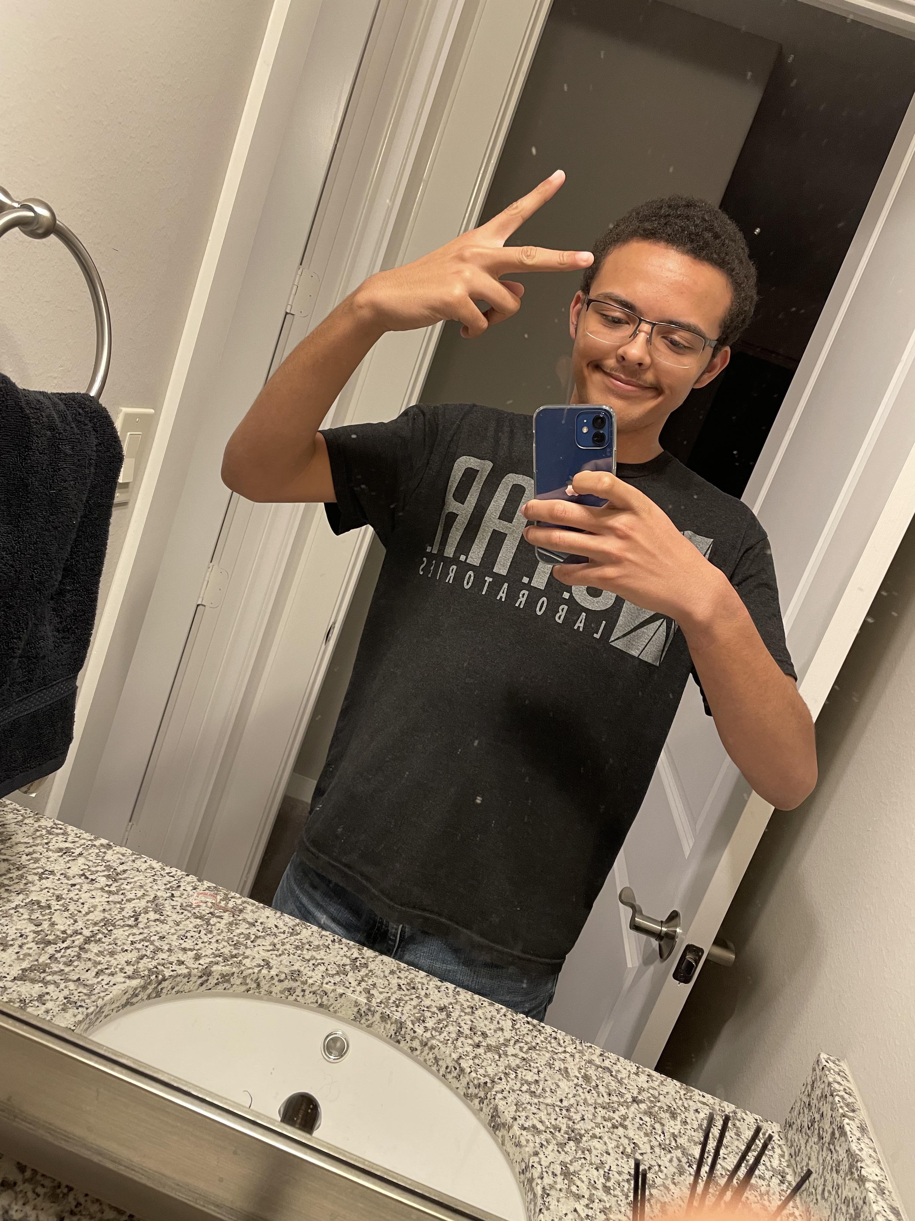 Thought i looked pretty cool here | Scrolller