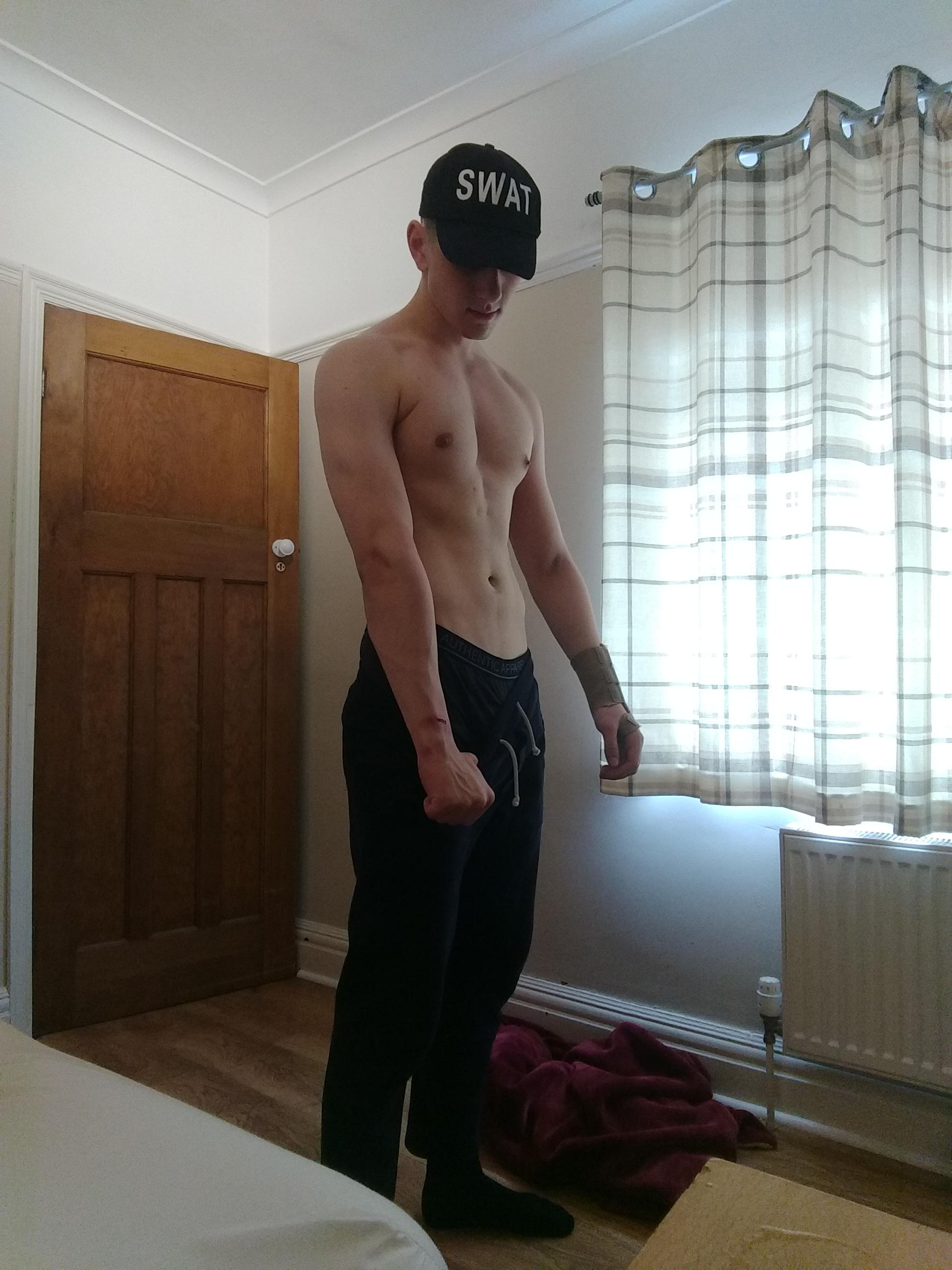 [M19] 6'4 aspiring bodybuilder for the summer | Scrolller