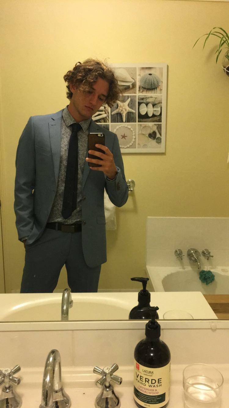 M21. Who misses parties? | Scrolller