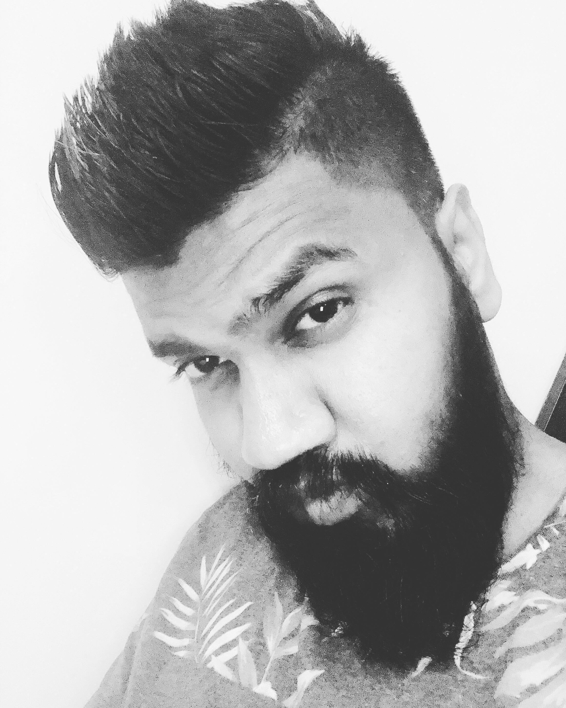 M30, 🇬🇧 But i am clean shaved now! | Scrolller