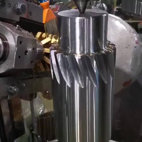 Machining process for gear cutting | Scrolller