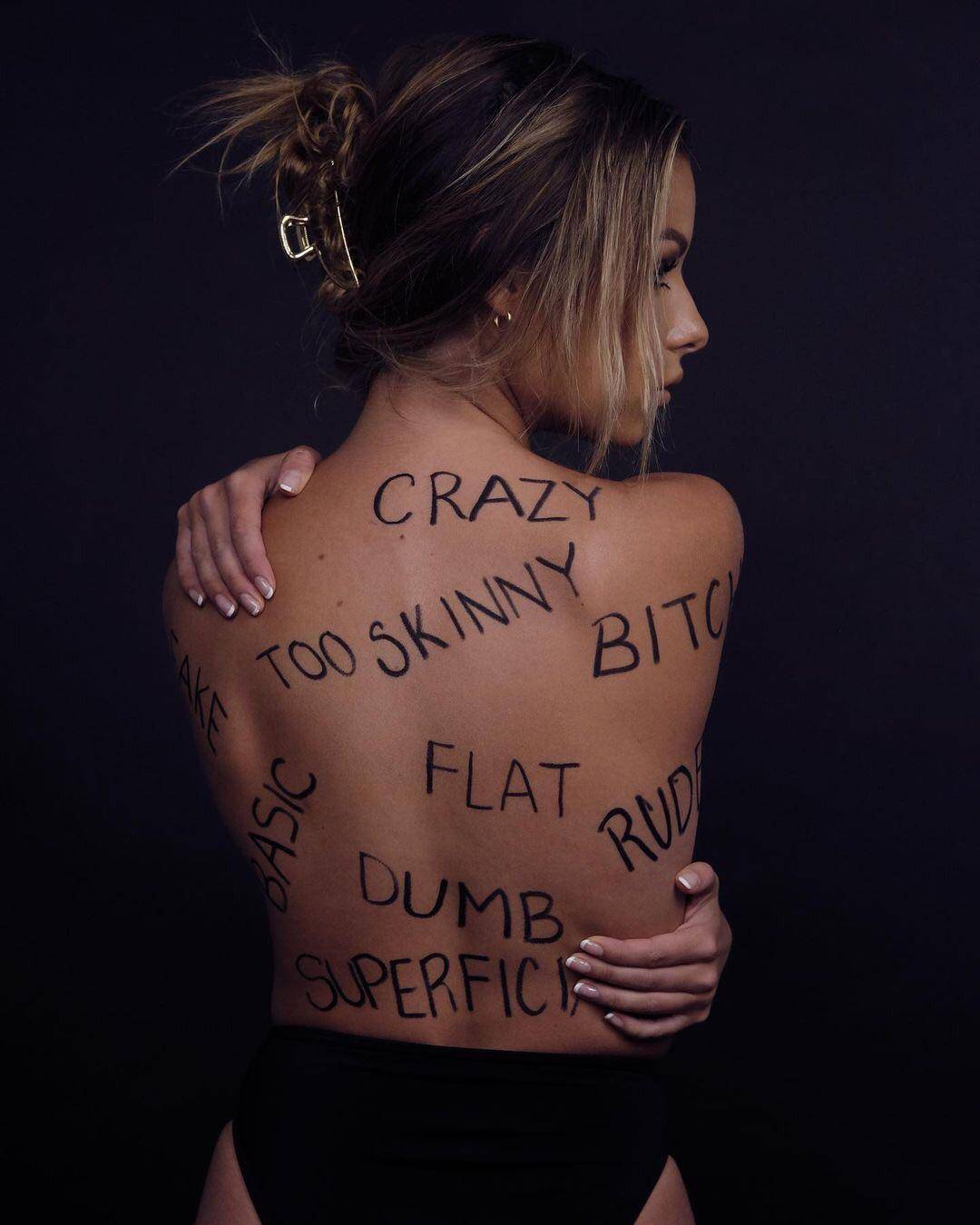 Madi Teeuws making a statement | Scrolller