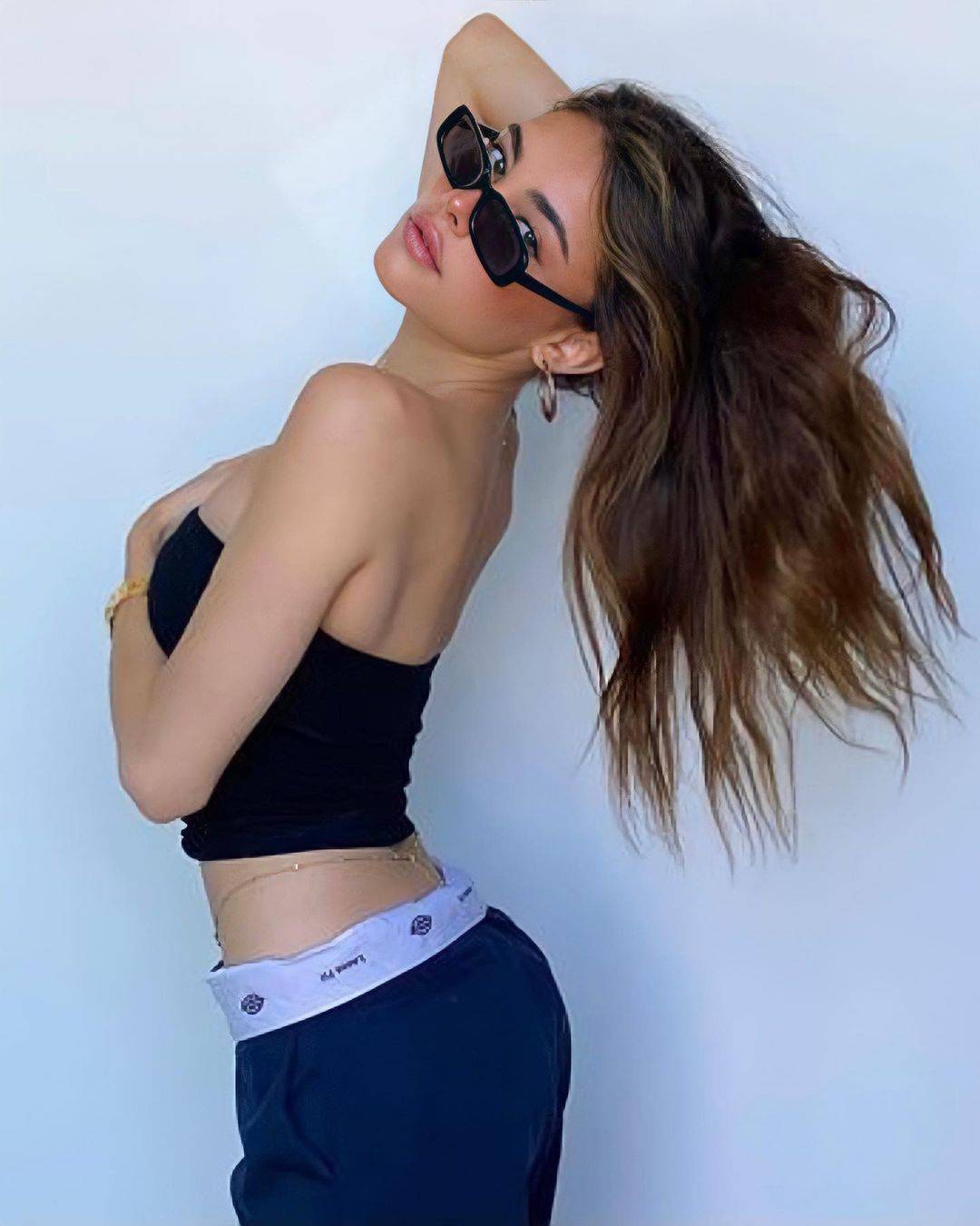 Madison Beer is Insanely Hot | Scrolller