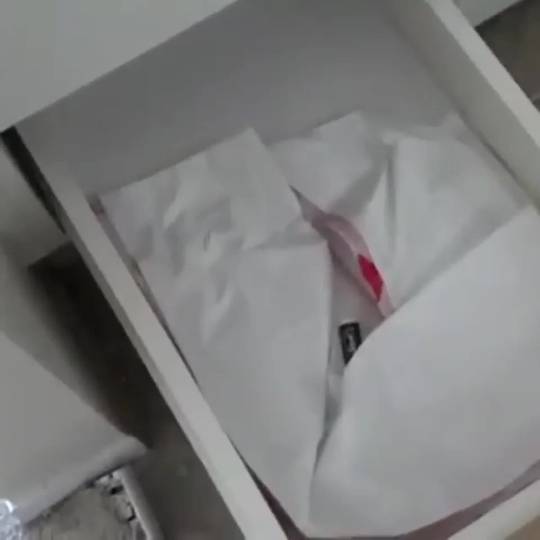 Magic Drawer | Scrolller