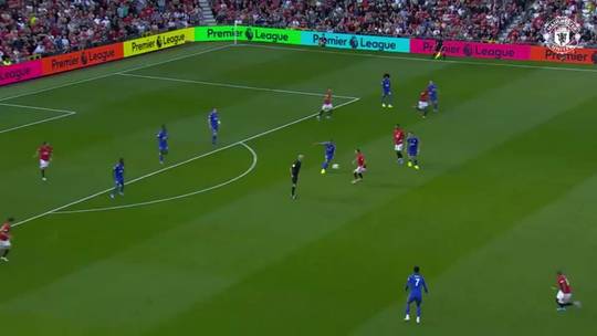 Maguire great composure when under pressure from Gray | Scrolller