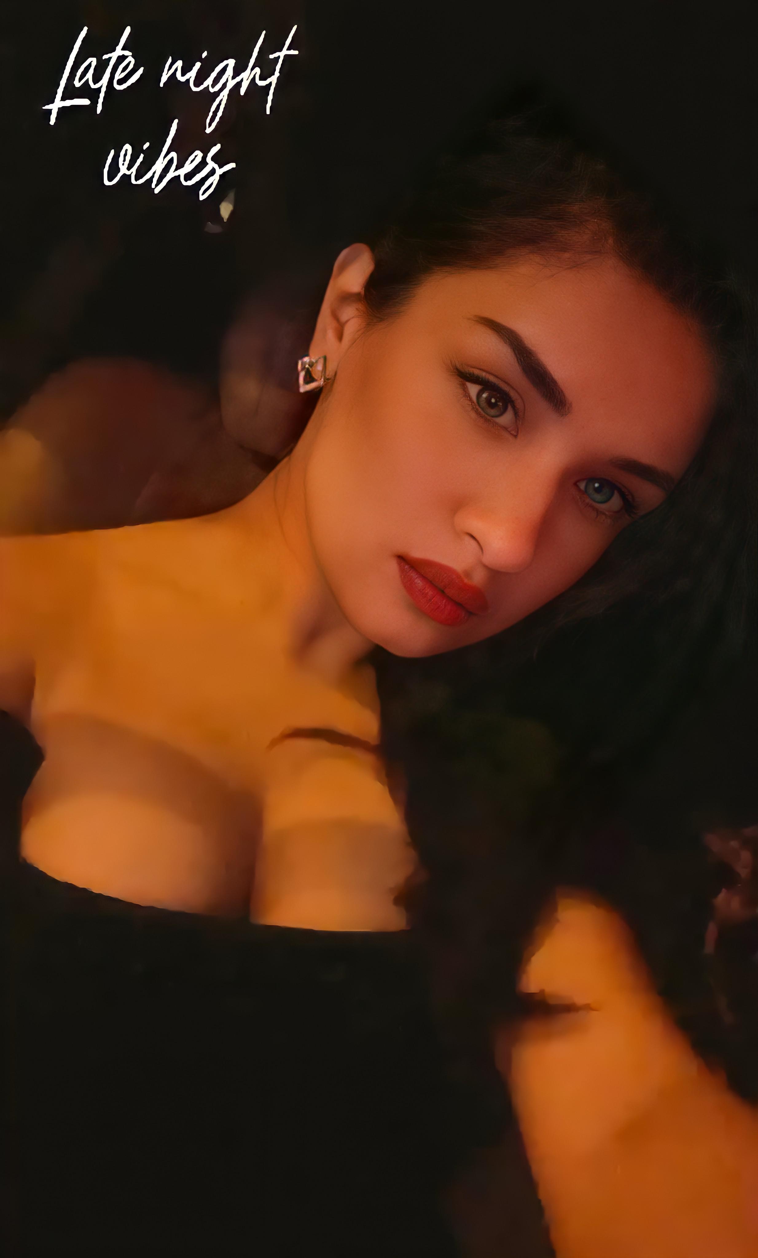 Mahhhhnnnnn !!! Those melons are hefty 🤤 | Scrolller