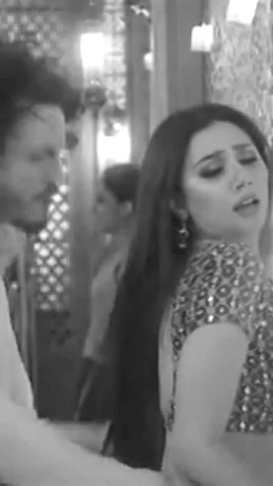 Mahira Lovin It 2 | Scrolller