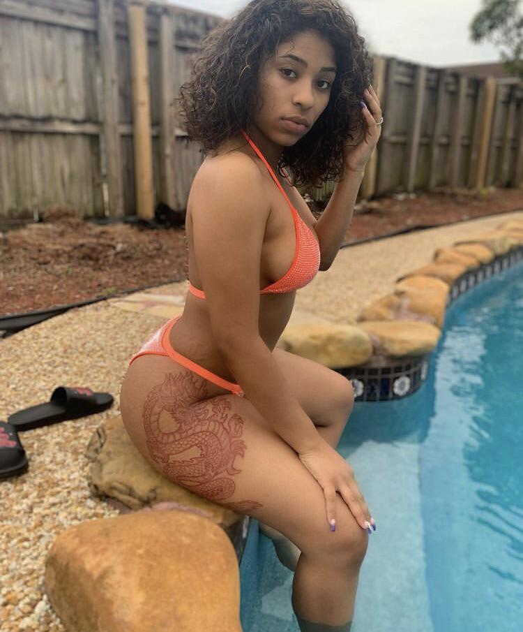 Mail on her? | Scrolller