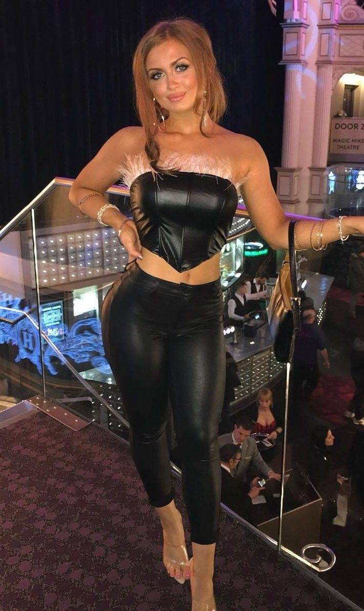 Maisie Smith | Scrolller