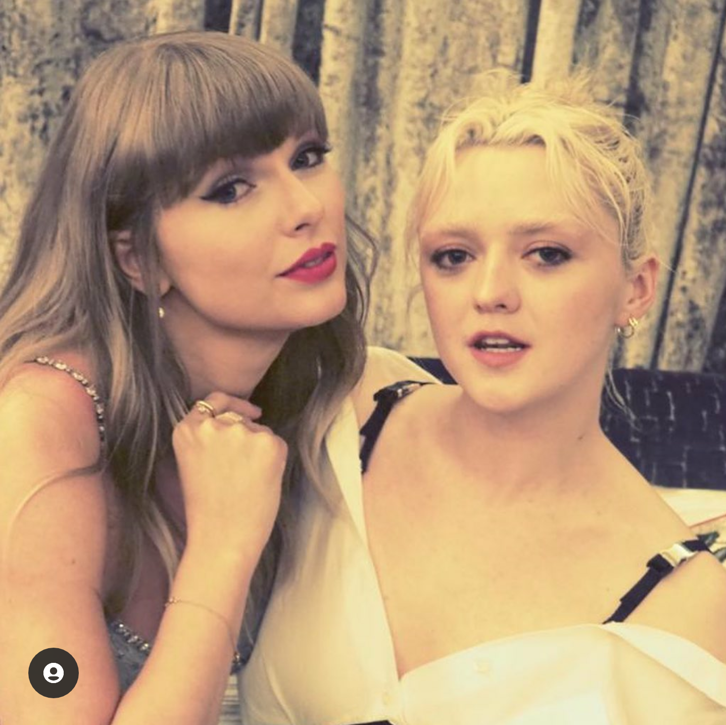 Maisie Williams & Taylor Swift | Scrolller