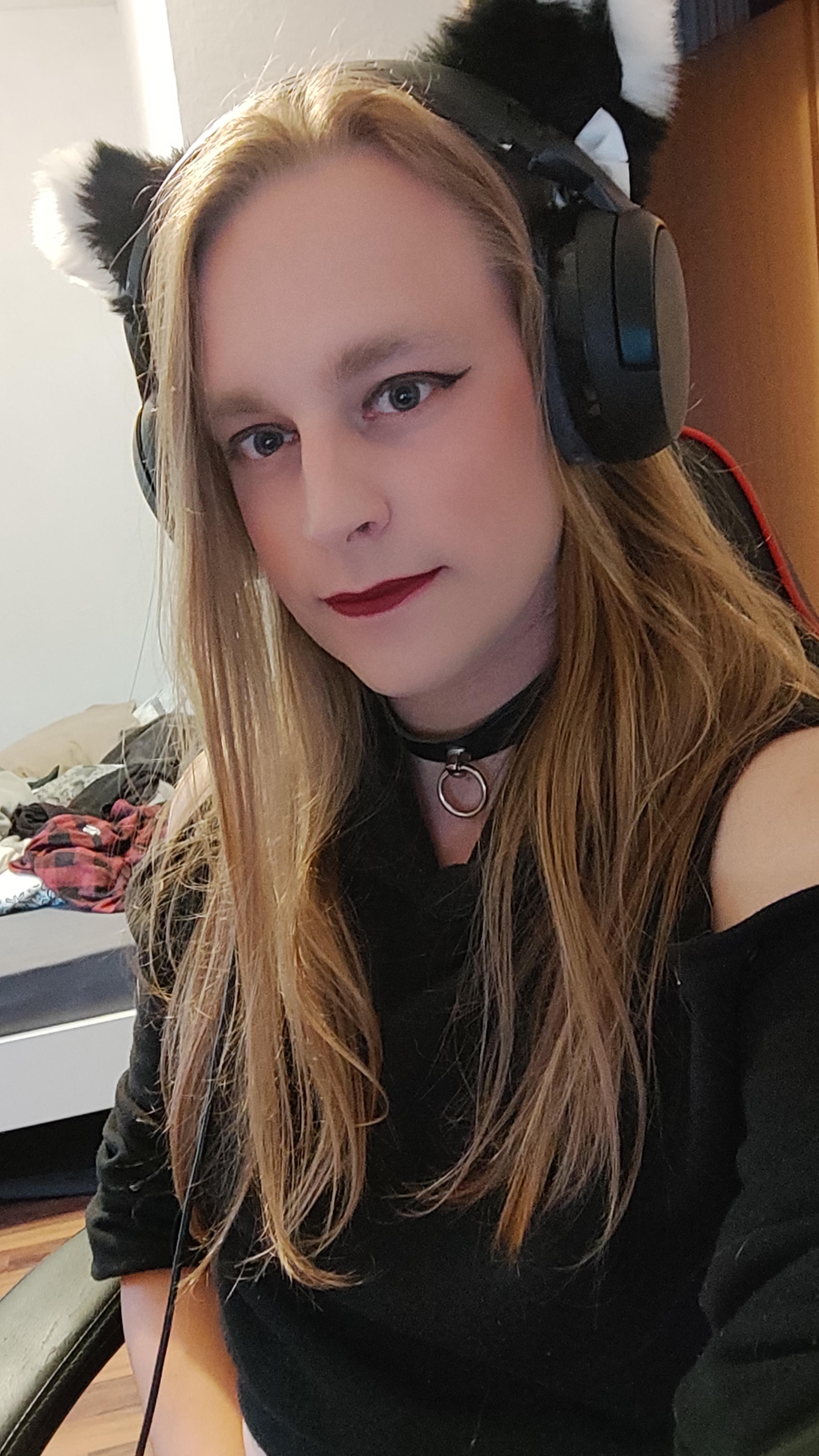 Makeup is getting better :3 | Scrolller